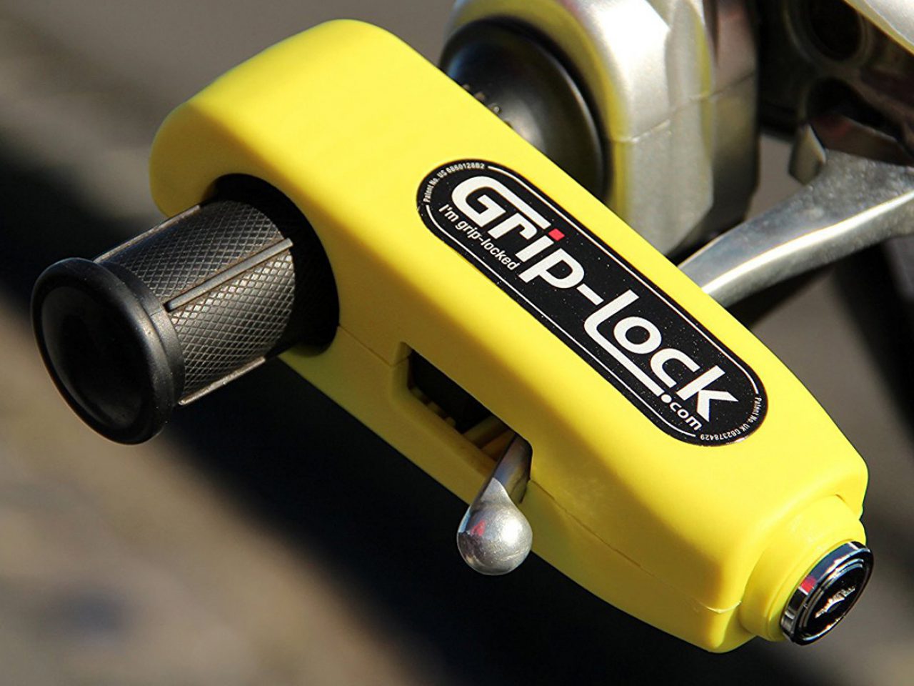 Grip-Lock het handige stuurslot | MotorRAI.nl