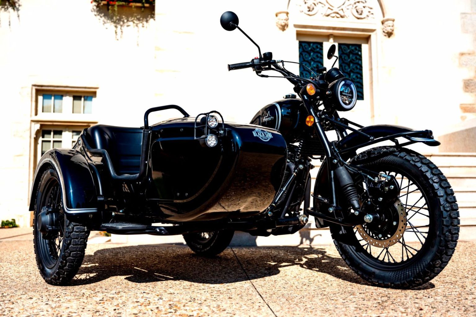 Mash Black Side: gloednieuwe klassieker | MotorRAI.nl