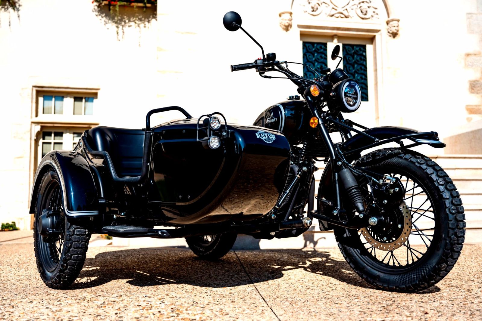 Mash Black Side: gloednieuwe klassieker | MotorRAI.nl