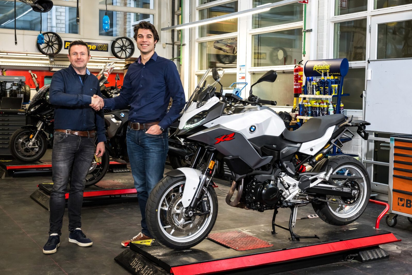 Testmotor BMW F 900 XR maar dan anders | MotorRAI.nl
